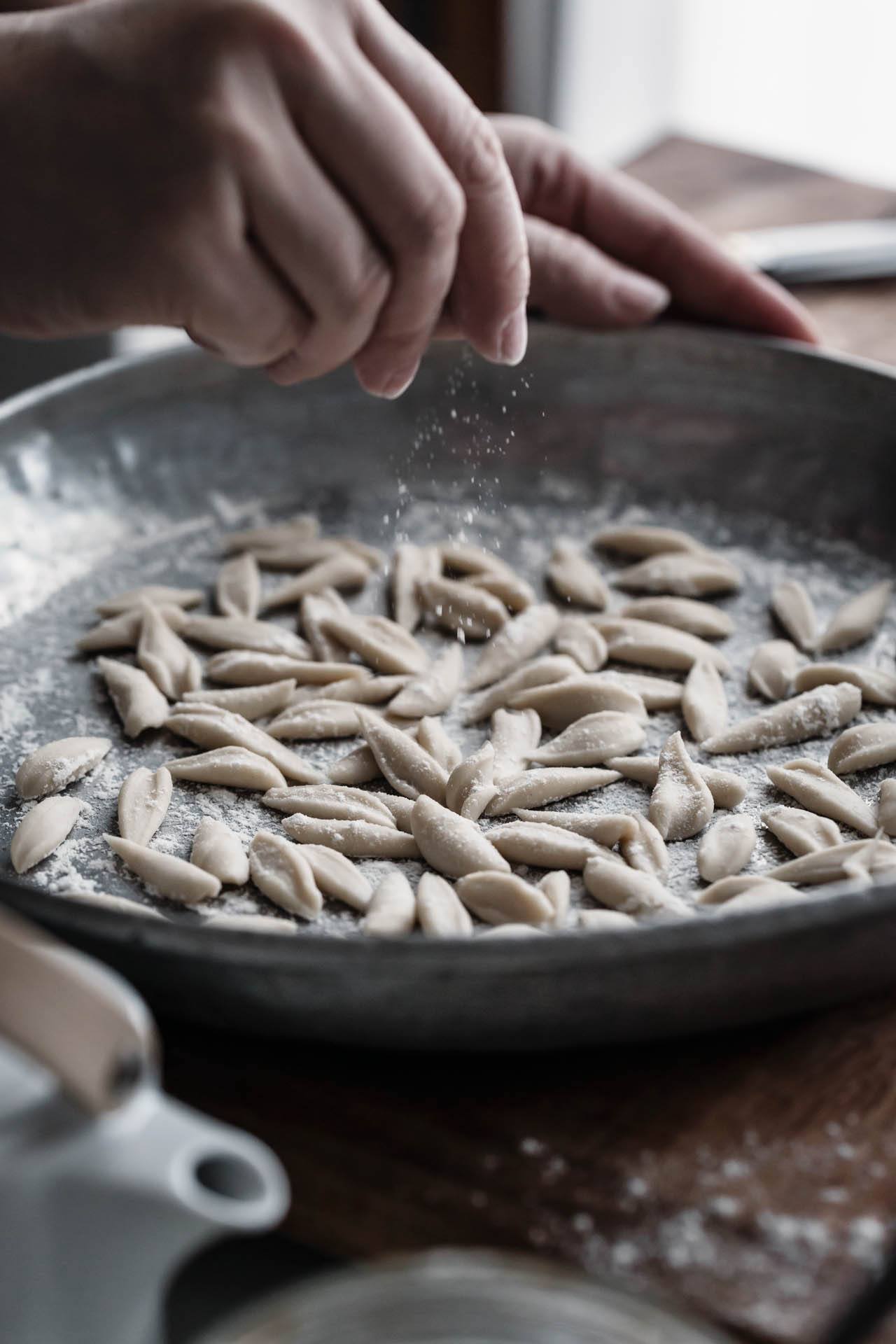 Pasta cinese homemade - Scissor cut noodles - La Petite Xuyen